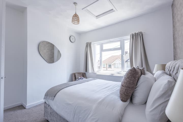 Cosy Stay | 25 Mins To London | Free Parking - 盧頓