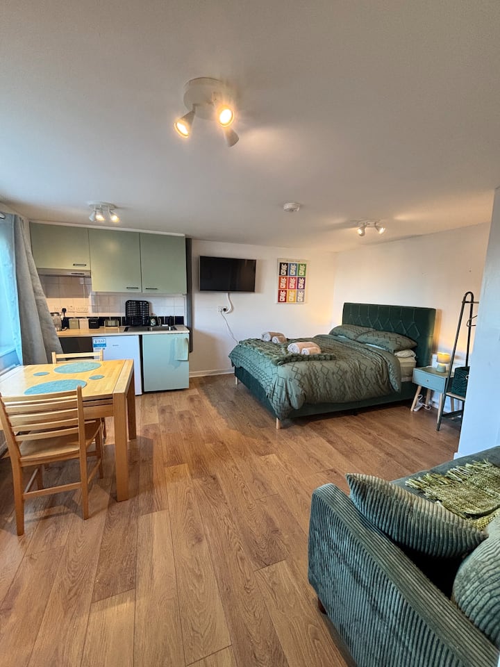Central Yet Peaceful In Pwllheli! 5 Mins From Town - Abersoch