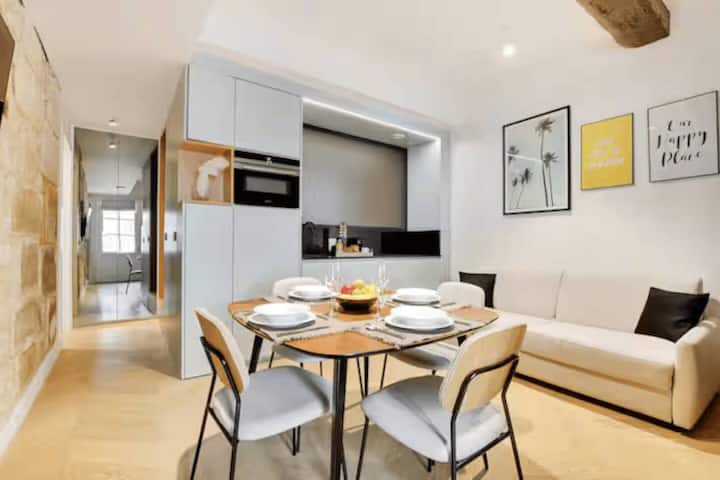 Lavie Maison : Prestige Proche Place Des Vosges - París