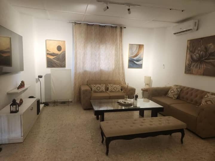 Piscine Privée · Villa Prestige · Abidjan Zone 4 - Abidjan