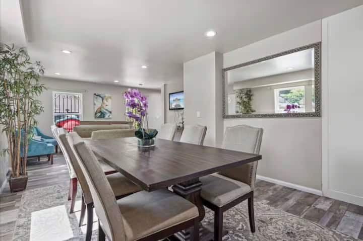 Completely Private 3bd/3ba Guest House | Sleeps 6 - Santa Clarita, CA