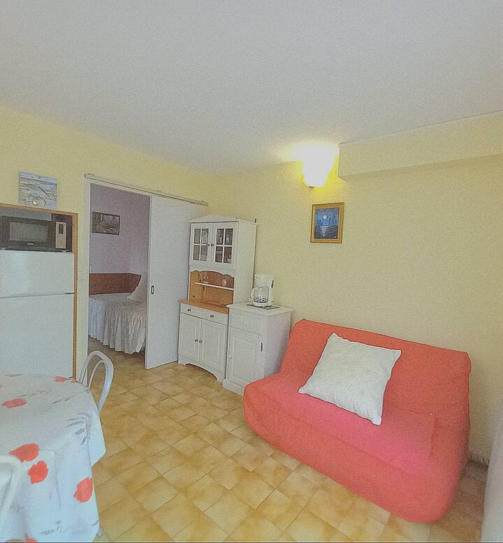 Location Au Cœur De La Ville Et 50 M De La Plage - Saint-Palais-sur-Mer