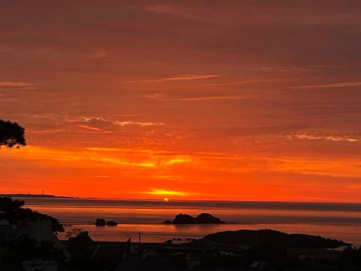 Propriété De Charme Calme Vue Mer Panoramique - Porspoder