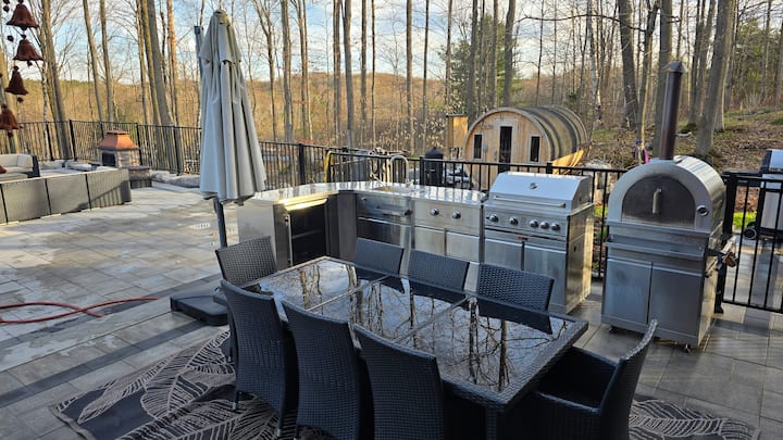 Private Caledon Retreat With Pool & Hot Tub - Orangeville