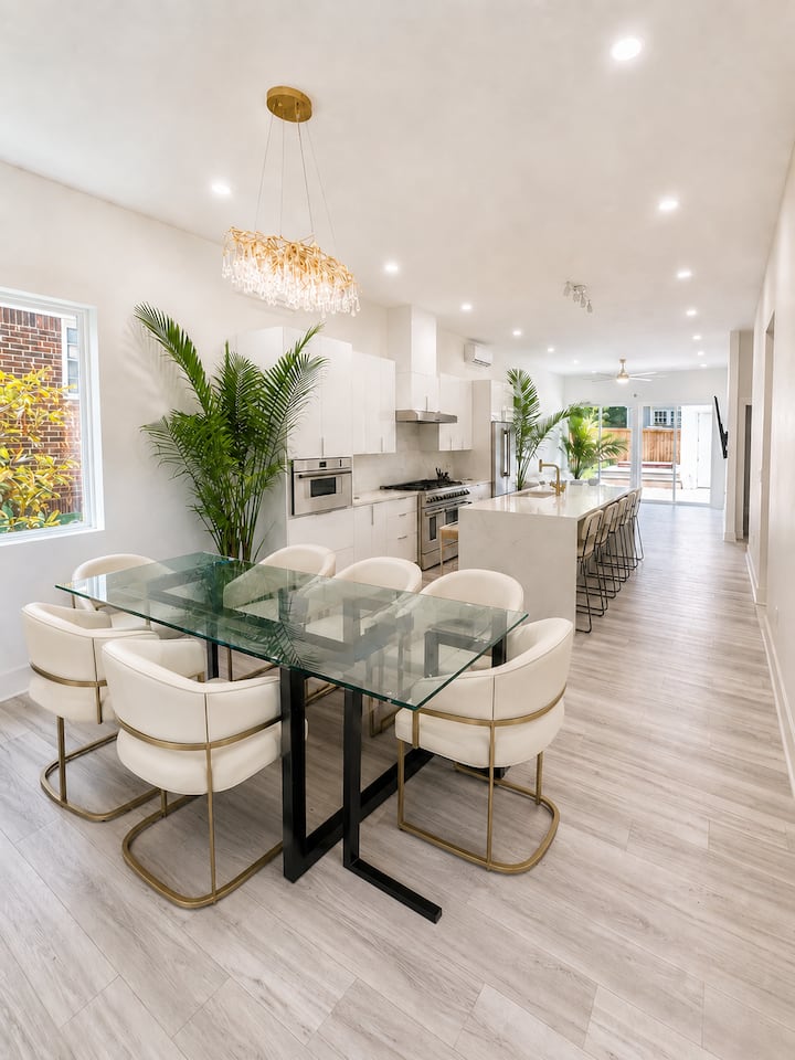 Modern Luxury Home In The Heart Of Midtown - Atlanta, GA