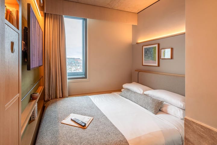 Wren Urban Nest | Snug Nest | Grafton | 2 Units - Dublin, Ireland