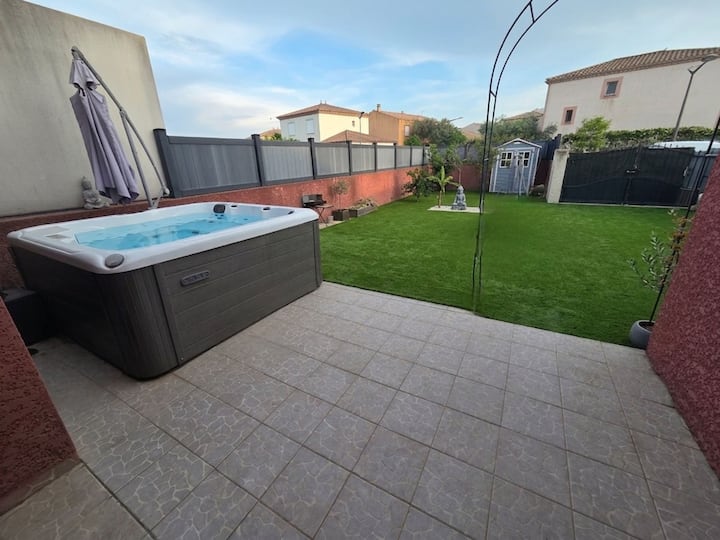 Jolie Villa Avec Jacuzzi Proche Plage - Béziers