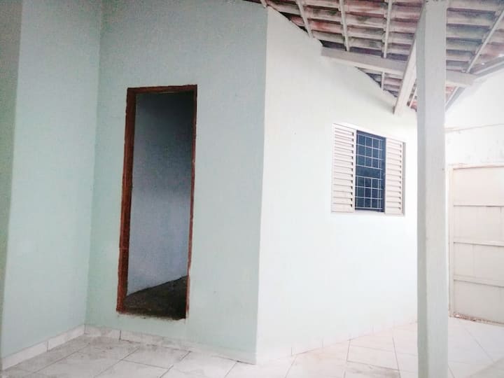 Casa Grande P 8 Pessoas Jardim Holanda - Uberlândia