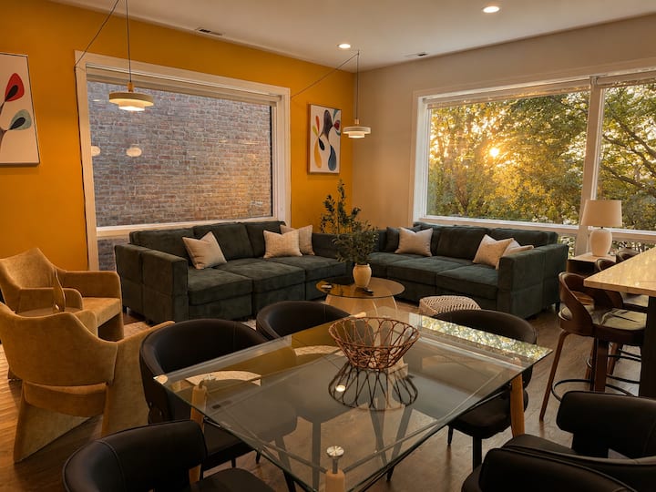 Spacious 4br West Loop Retreat W/optional Parking - Chicago