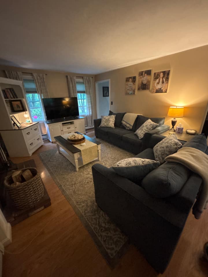 Home In Plainville Under 5 Miles To Fifa Stadium - Foxborough, MA
