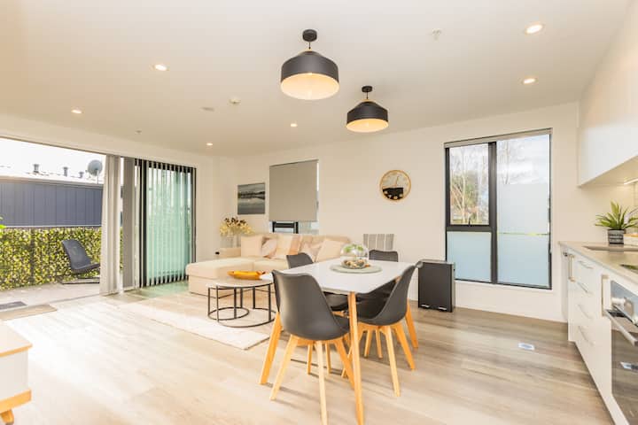 Staydium Retreat  2b2b Free Parking! Sleeps 5 - 紐西蘭