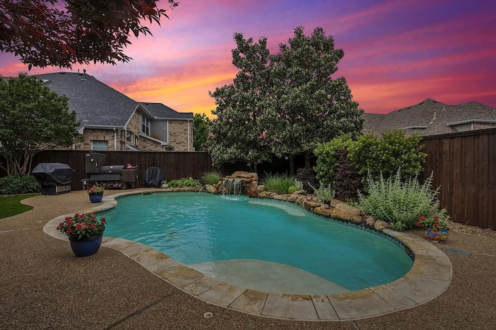 The Barrymore | Pool, Spa, Billiards Room, Theater - Frisco, TX