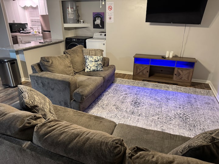 Quiet 1 Bedroom Apartment Centrally Located - Fort Walton Beach, FL