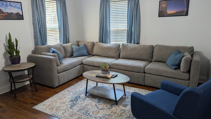 Westside 4br Retreat. Onsite Parking. - Atlanta, GA