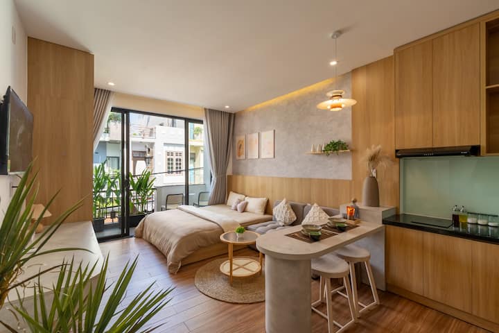 Sunny Studio| Steps From My Khe Beach| My An Area - Da Nang