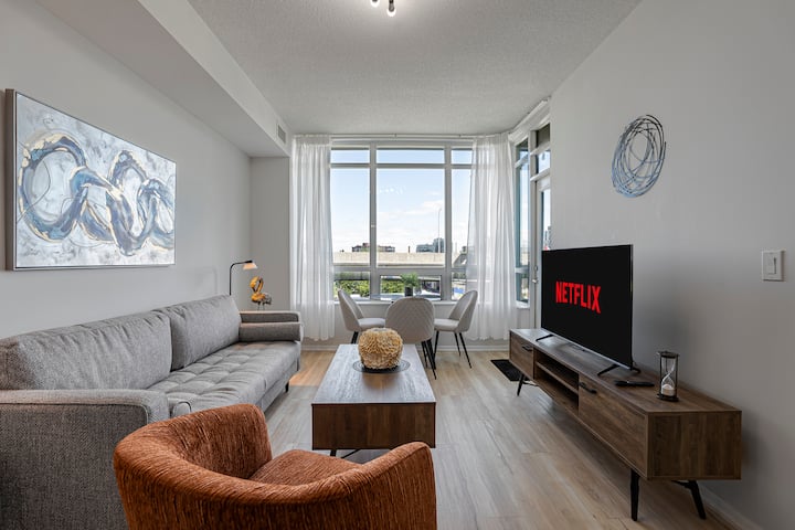 Cn Tower Views | 2br/2ba | Downtown Toronto - Toronto, ON