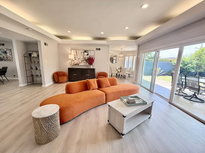 Near Sofi & Lax- New Interior Entire Private Home - Hawthorne, CA