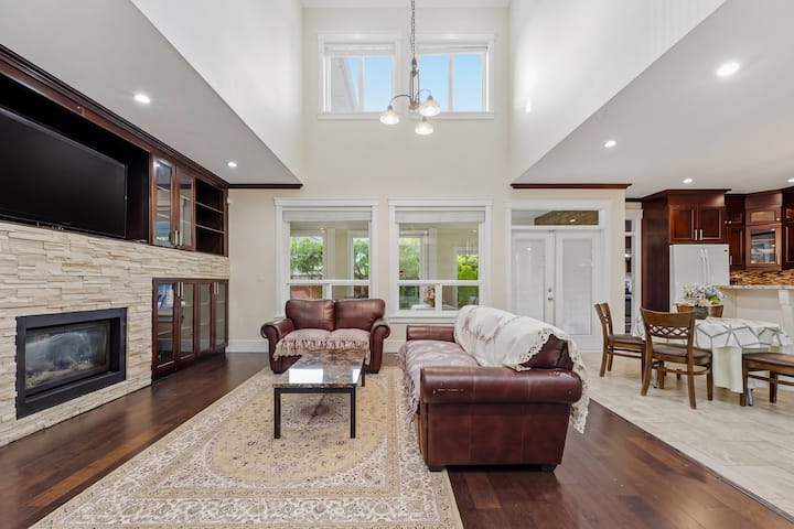 6br Spacious Home Near White Rock Beach - Langley