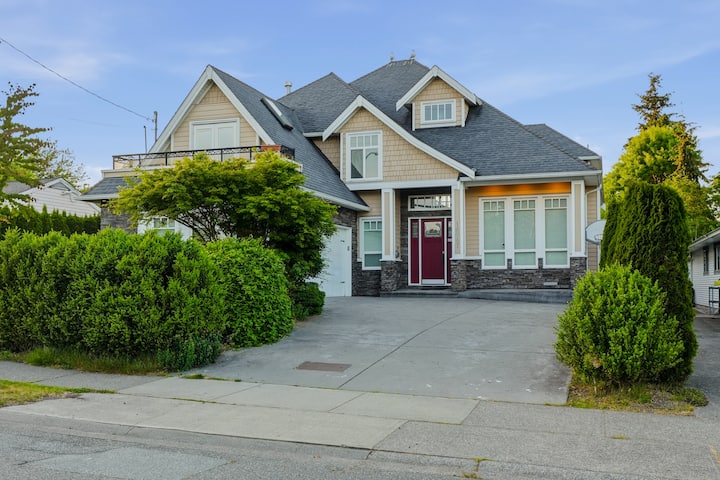 5br Spacious Home Near White Rock Beach - Blaine, WA
