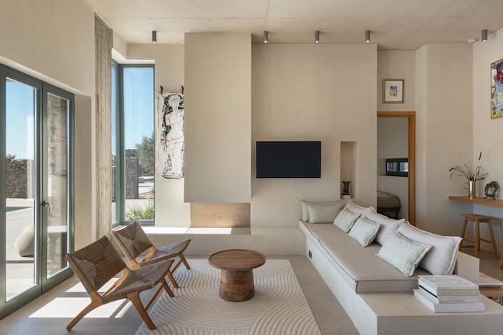 37° North - Antiparos