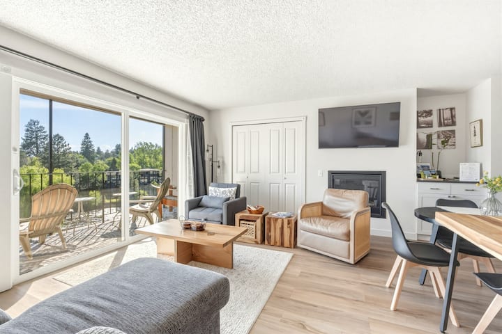 Rivers Edge - 1br Cozy Modern Balcony - Bend, OR
