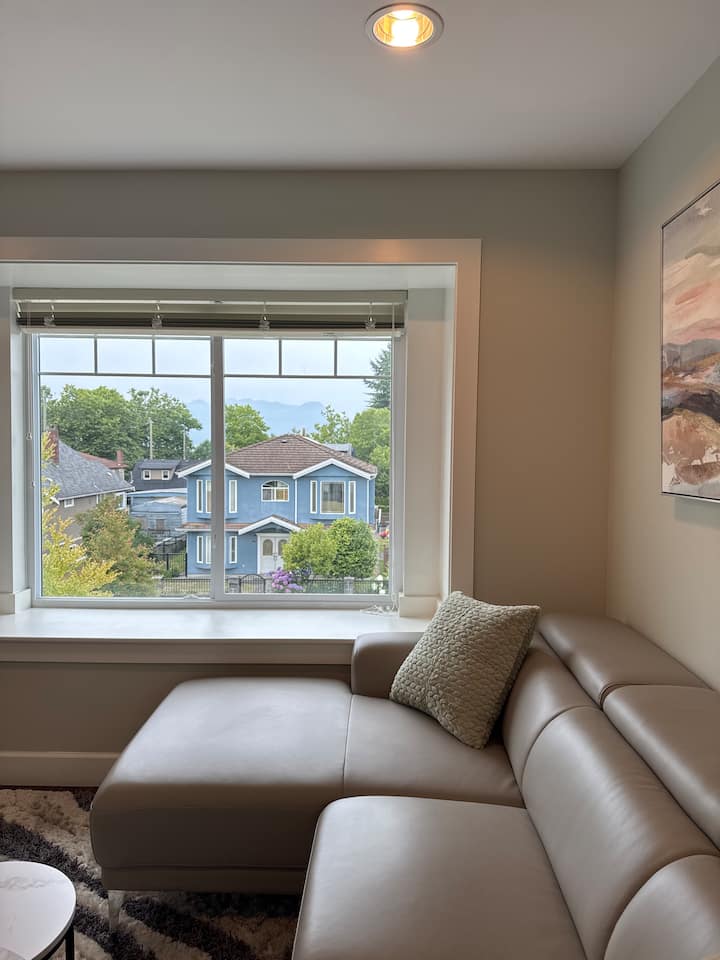Spacious 5br Home In Vancouver - Burnaby