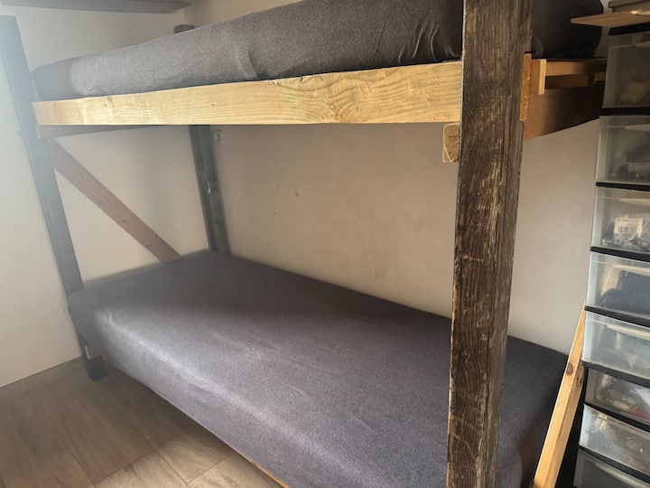 Chambre Avec Lit Superposé Et Salle De Bain - Calenzana