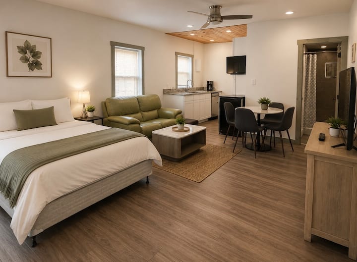 Stylish & Comfy Studio Apart. Close To Everything - Lexington, KY