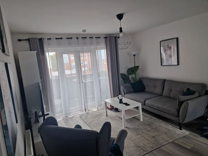 Stylish 2bed Flat Close To London & Heathrow - Uxbridge