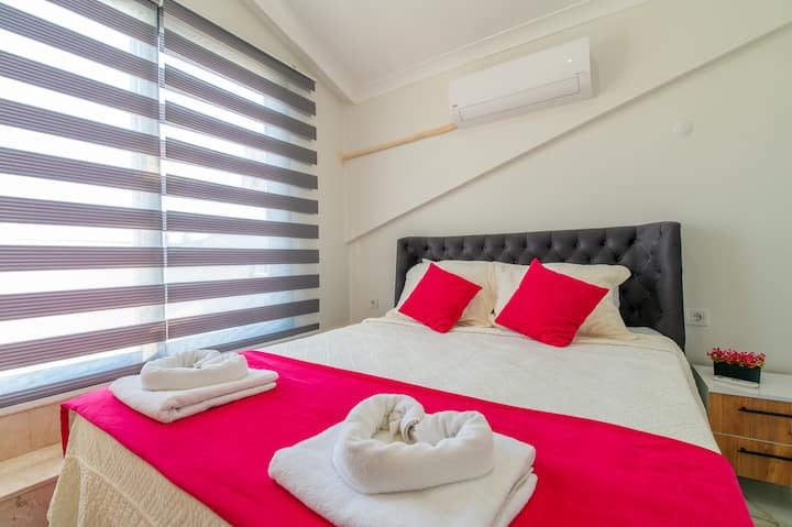 Villa Yağmur 8 Kişilik Villa - Fethiye