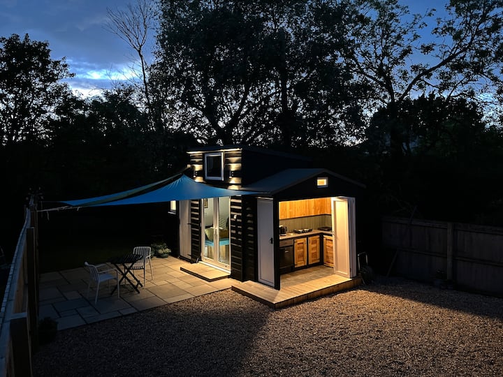 Tiny Home Rural Retreat - St Neots