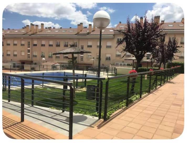 Alquiler Temporal Vacacional Agosto Duplex Piscina - Guadarrama