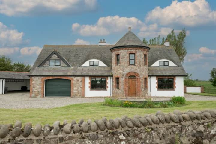 Mussenden Lodge, Limavady - Limavady