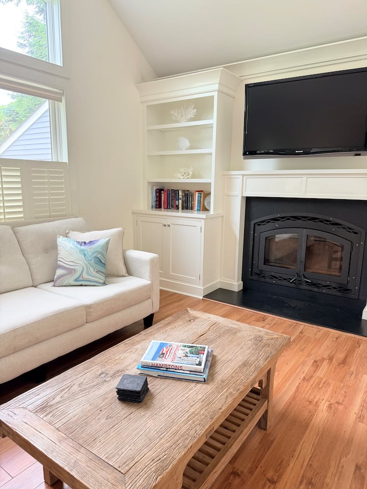 *New Listing* Sag Harbor Escape - Sag Harbor, NY