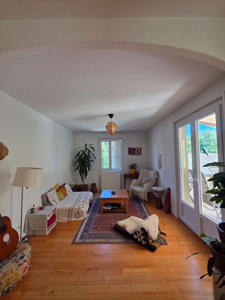 Chambre Dans Magnifique Maison à Nyon - Yvoire