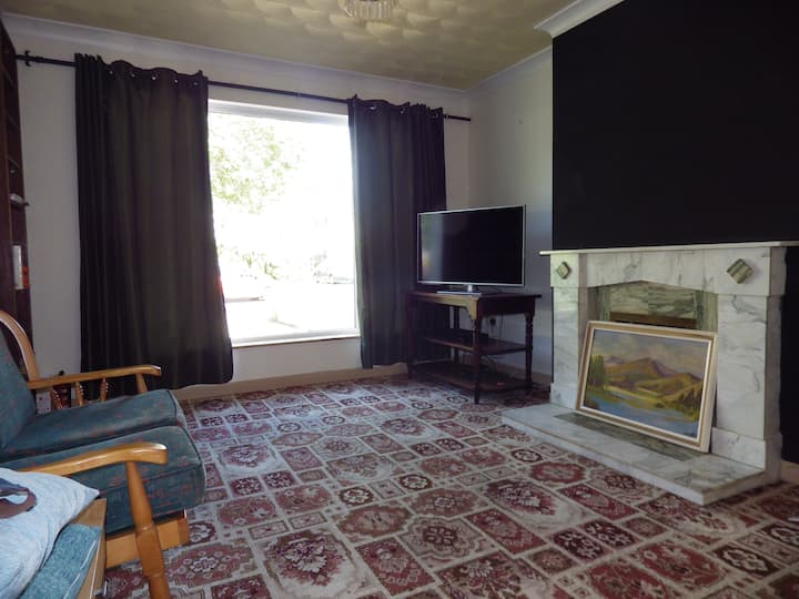 Peaceful Killiney Home Near Beach & Dart - Bray