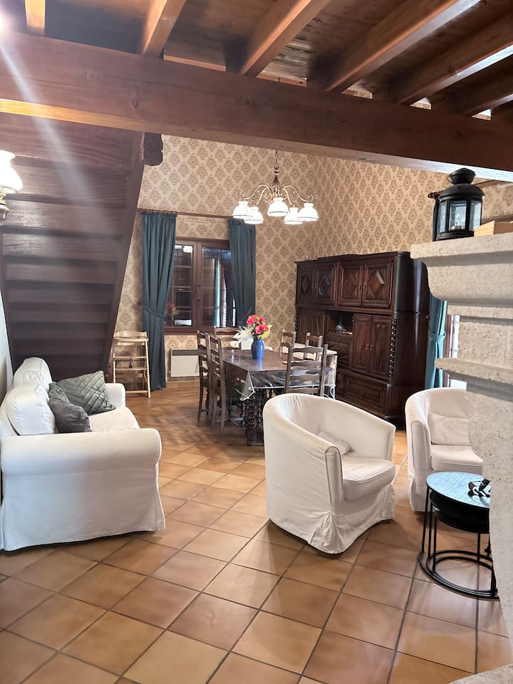 Maison Familiale Proche De La Plage, Spacieuse - Lacanau