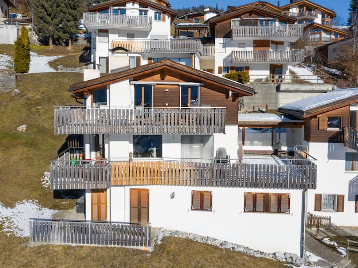 Darschalè 11 By Interhome - Laax