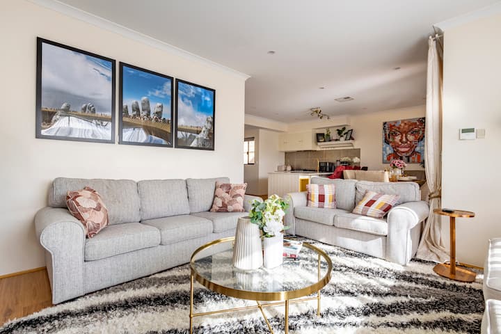 Hampton-style Retreat Near Fiona Stanley, Freo & M - Coogee