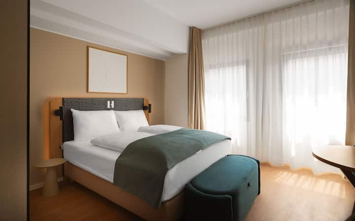 Limehome Berlin Klosterstraße | Suite (Lt) - Berlin