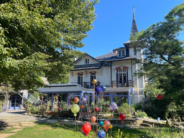 Le Petit Château - Campan