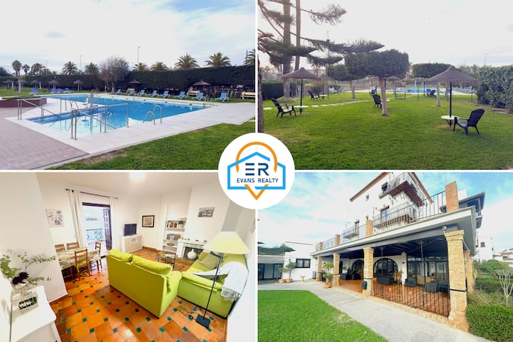 Evans Realty (Cr)- Beachfront+golf+swimming Pool - Motril
