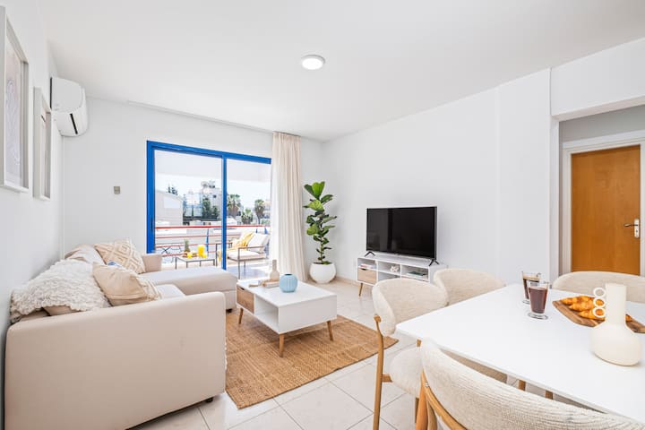 Sola Residence By Nomads - Paphos