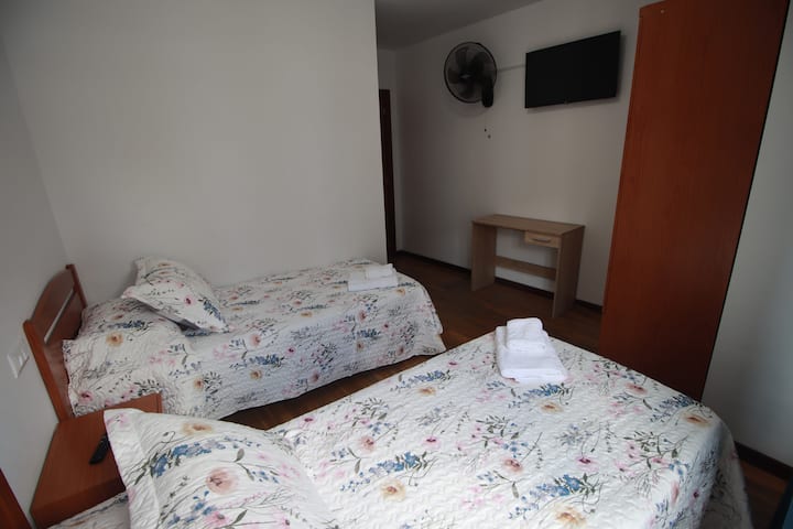 Habitación Doble Con Baño Privado - Asturias
