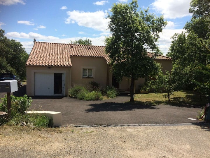Maison Pradines, 5 Pièces, 8 Pers. - Cahors