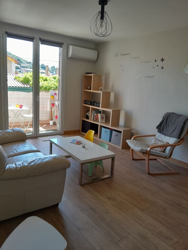 Appartement Avec Terrasse - Centre Ville Manosque - Manosque