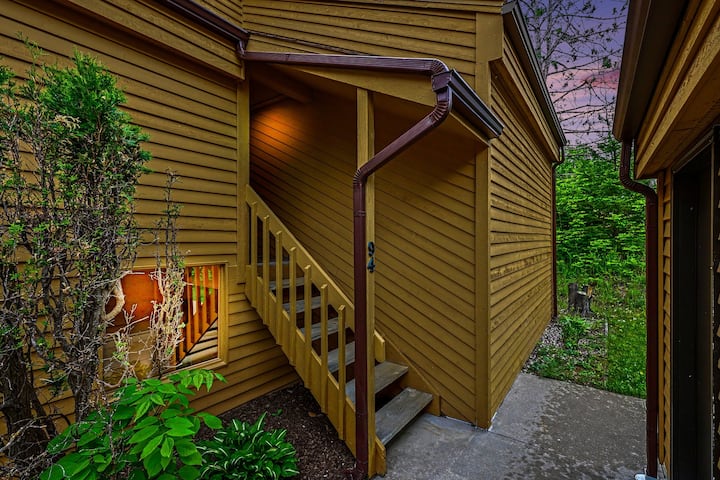 Trout Creek Resort #94 By Purestay - Harbor Springs, MI
