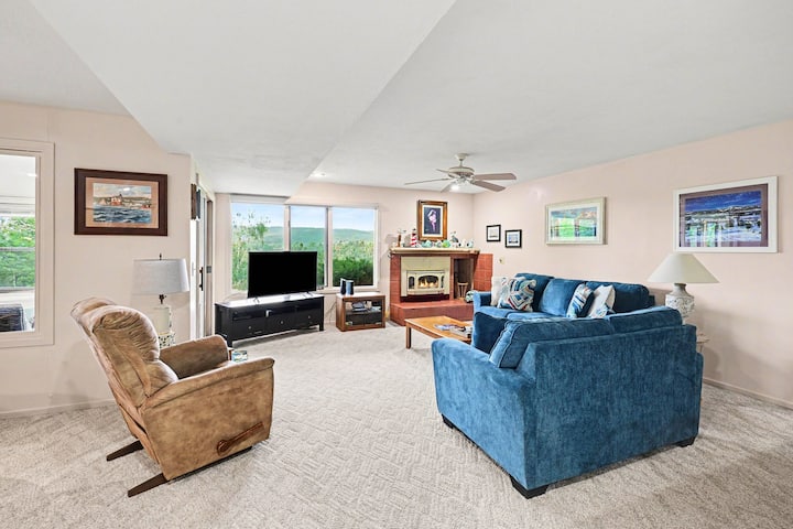 Trout Creek Resort #133 By Purestay - Harbor Springs, MI