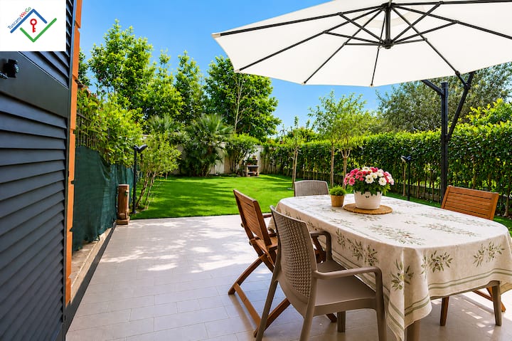 4 Guests, 2 Bedrooms, 2 Bathrooms, Garden, Parking - Pise