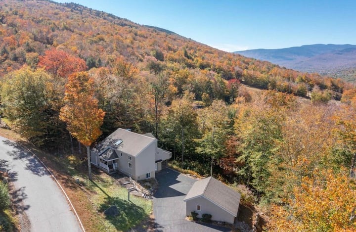 Brookway Ridge Retreat | Private Ski-in/out Escape - Loon Mountain, NH